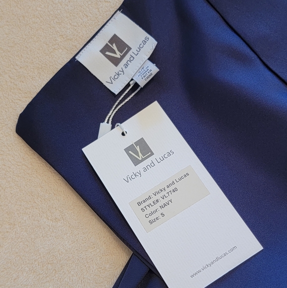 Vicky And Lucas | Dresses | Nwt Vicky And Lucas Navy Peacock Feather ...
